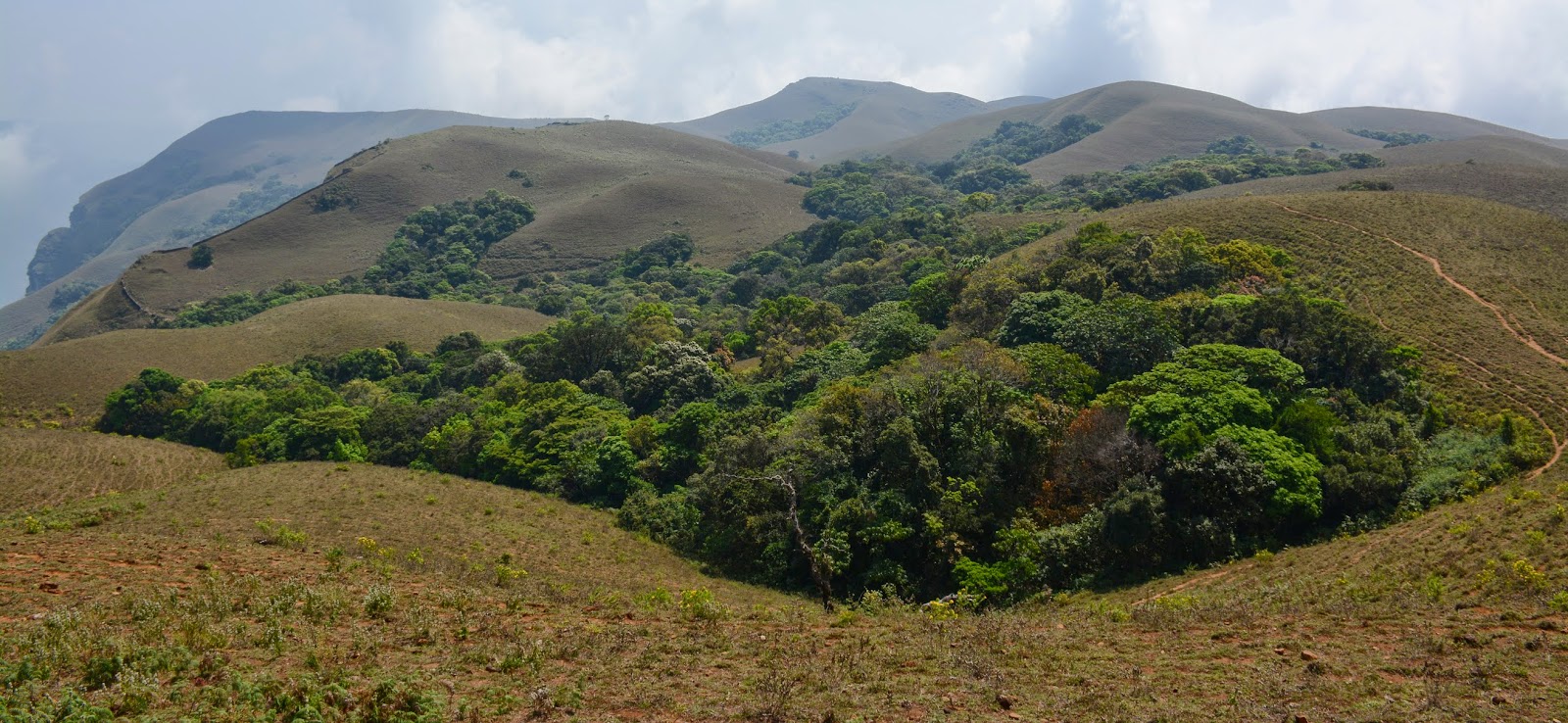 Our Travel Tales: Trek to Ballarayanadurga Fort