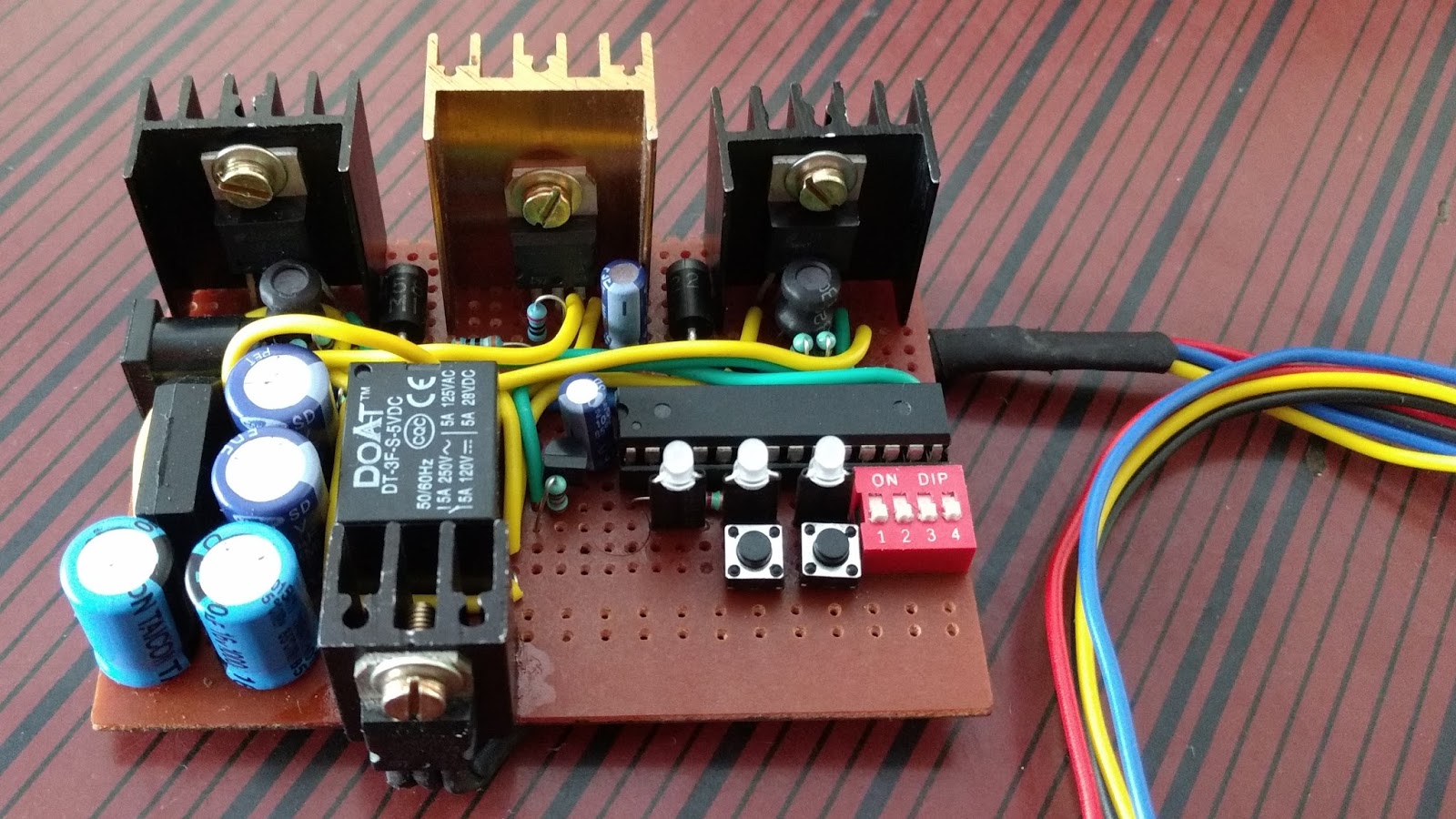 Protected power supply for development boards | Hackaday.io
