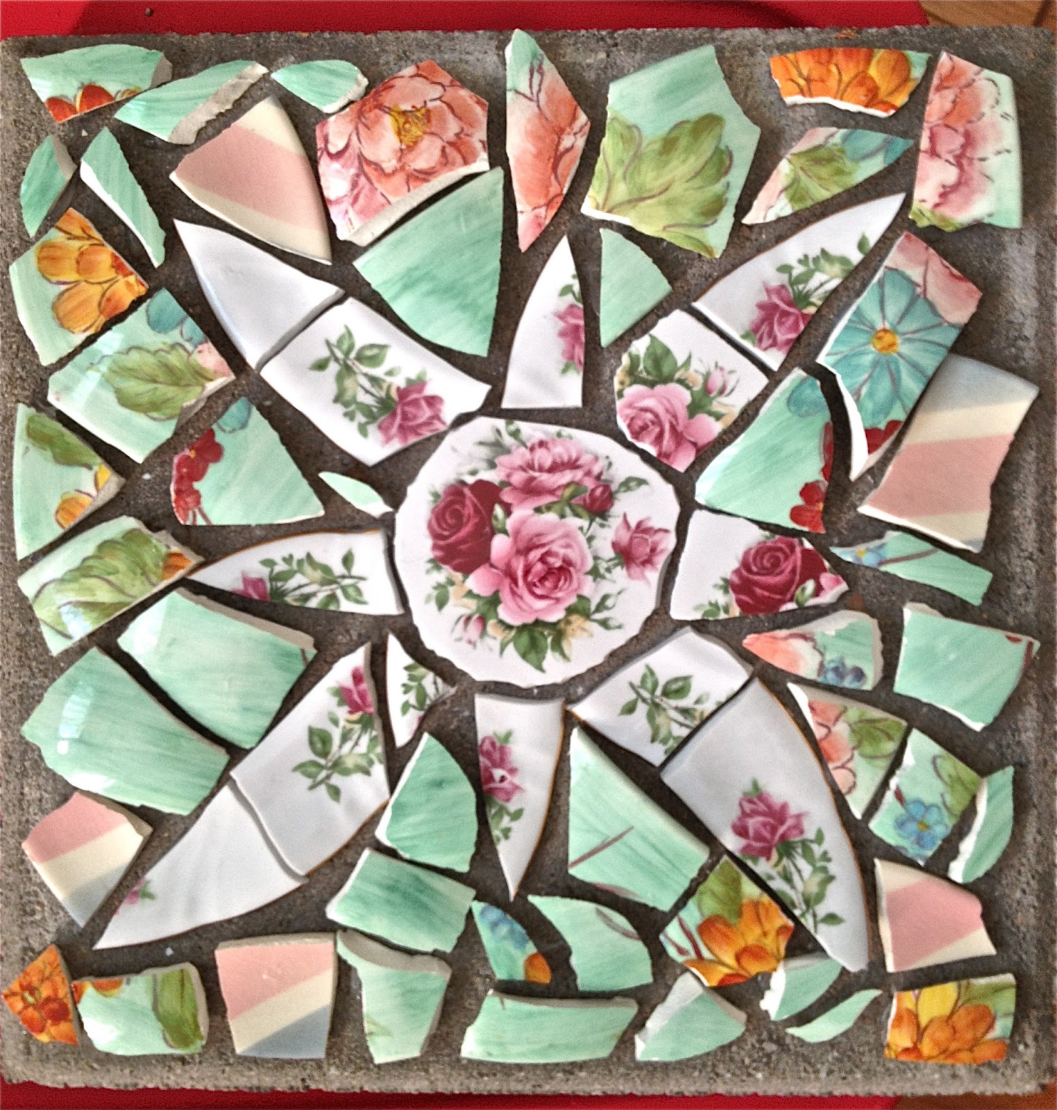 Simple But Fabulous Mosaic Stones Simple But Fabulous Mosaic Stones