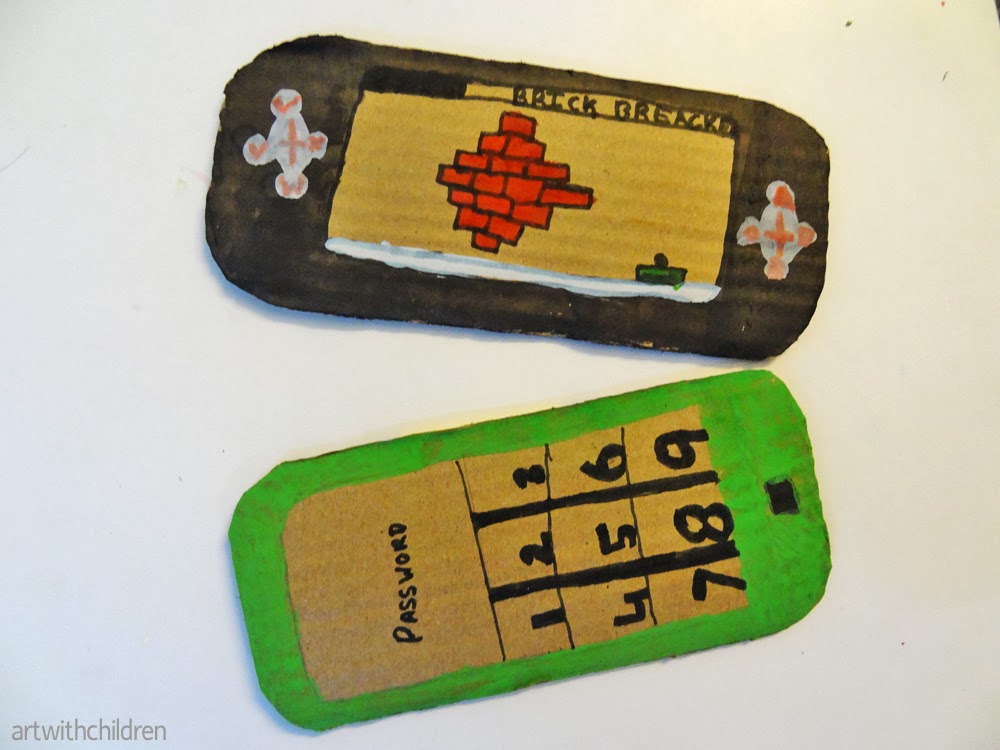 Making mobile phones using cardboard