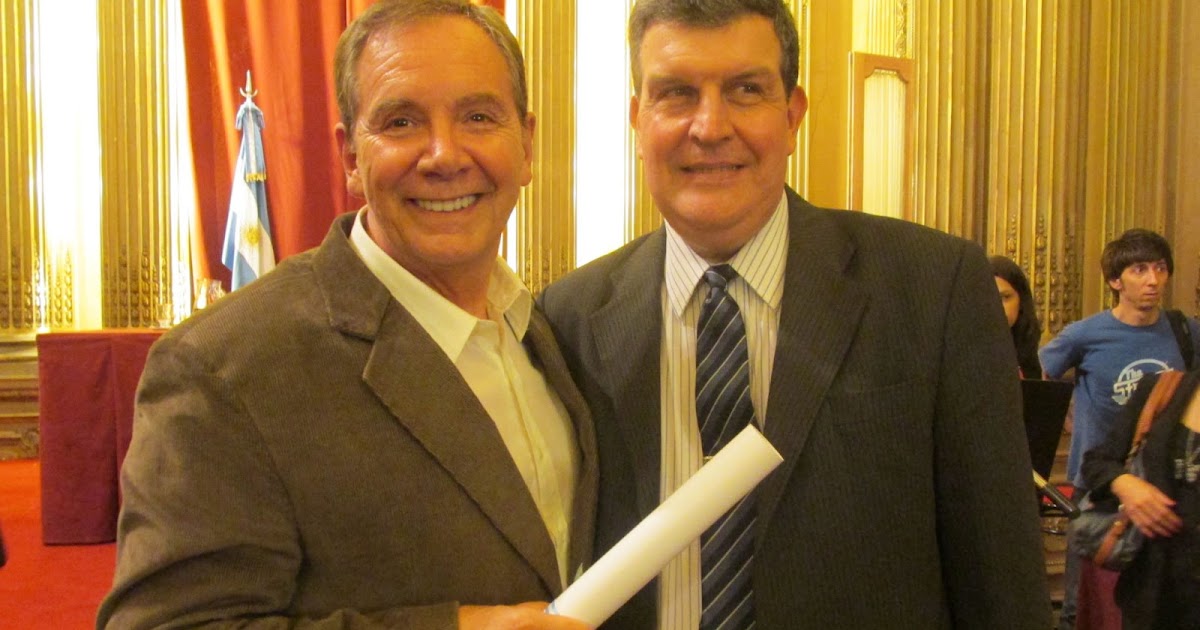 MARIO GALLINA: BIOGRAFÍA DE MARIO GALLINA