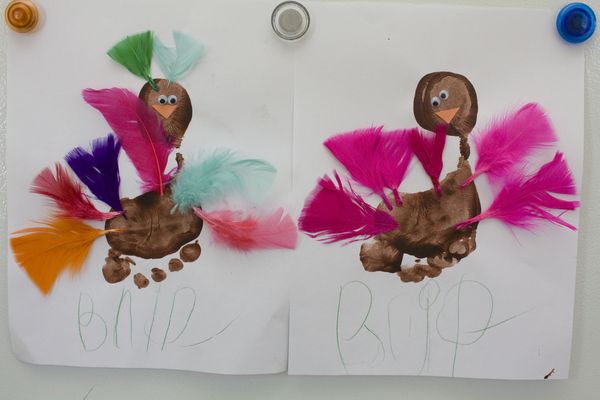 Footprint Turkeys an Adorable Thanksgiving Craft - Life with Moore Babies