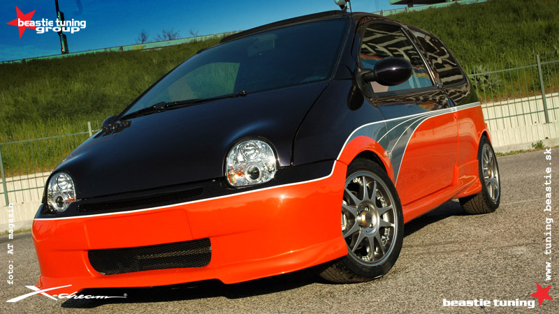 THE TOTAL TUNING: RENAULT TWINGO