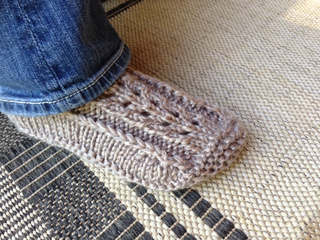 Kriskrafter: Better Dorm Boots - Lace Edition - Free Knitting Pattern!