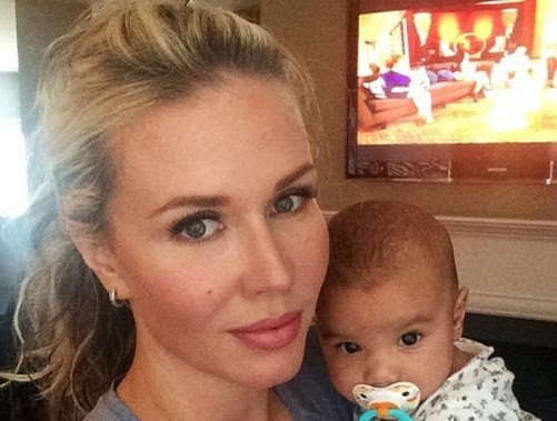 Πριν πεθάvει έκρυψε το μωρό στη λεκάνη της τουαλέτας για να το σώσει ...