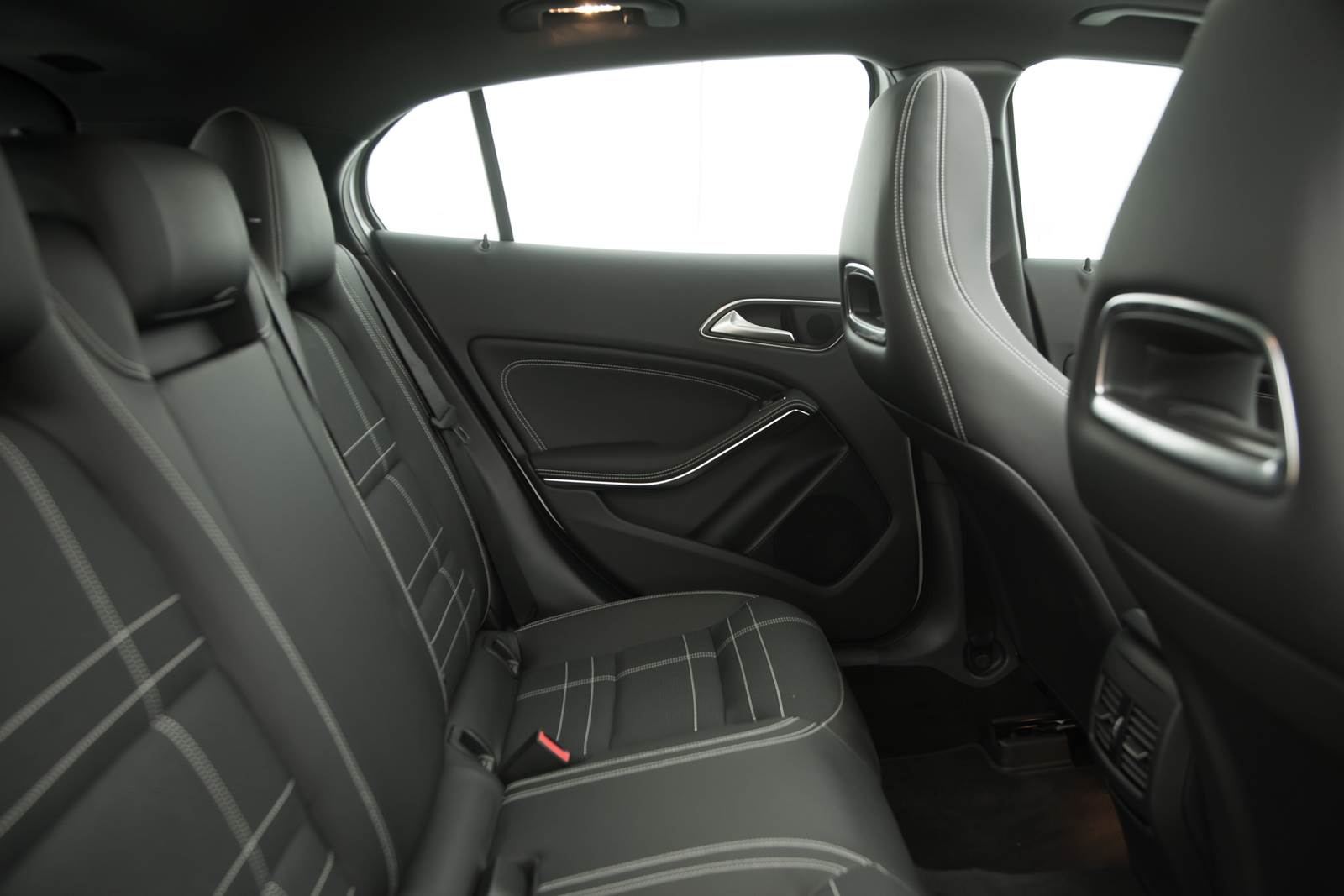 Mercedes GLA 200 Advance: preço, consumo e performance