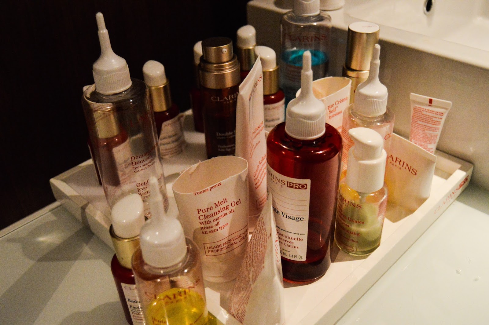 Clarins Spa Detox and Shine Stopper Facial Treatment | Cherries In The Snow