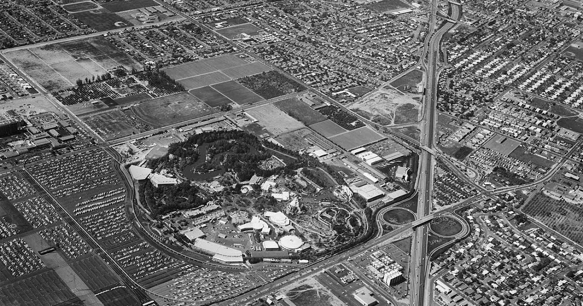GORILLAS DON'T BLOG: Disneyland Aerial, March 15, 1969
