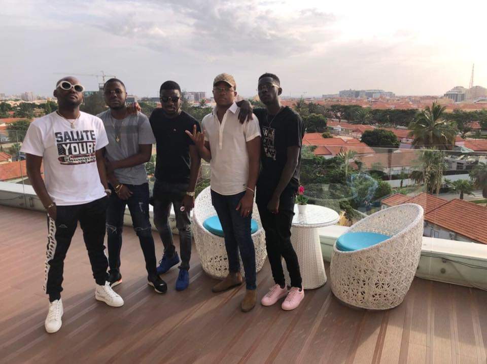 Young Family (Okénio M & Lil Mac) - No Cap 2019(BAIXAR) - Baixarmusica.xyz Young Family (Okénio M & Lil Mac) - No Cap 2019(BAIXAR) - Baixarmusica.xyz