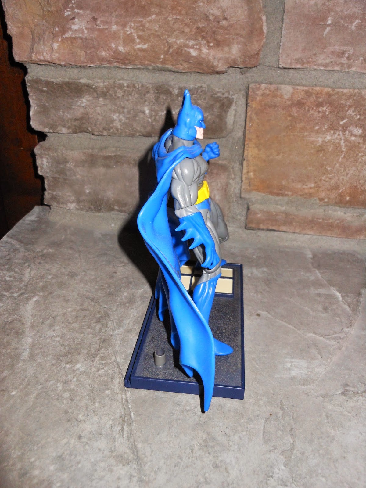 Emperor Dinobot's giant Batman figure database and review site!: DC ...