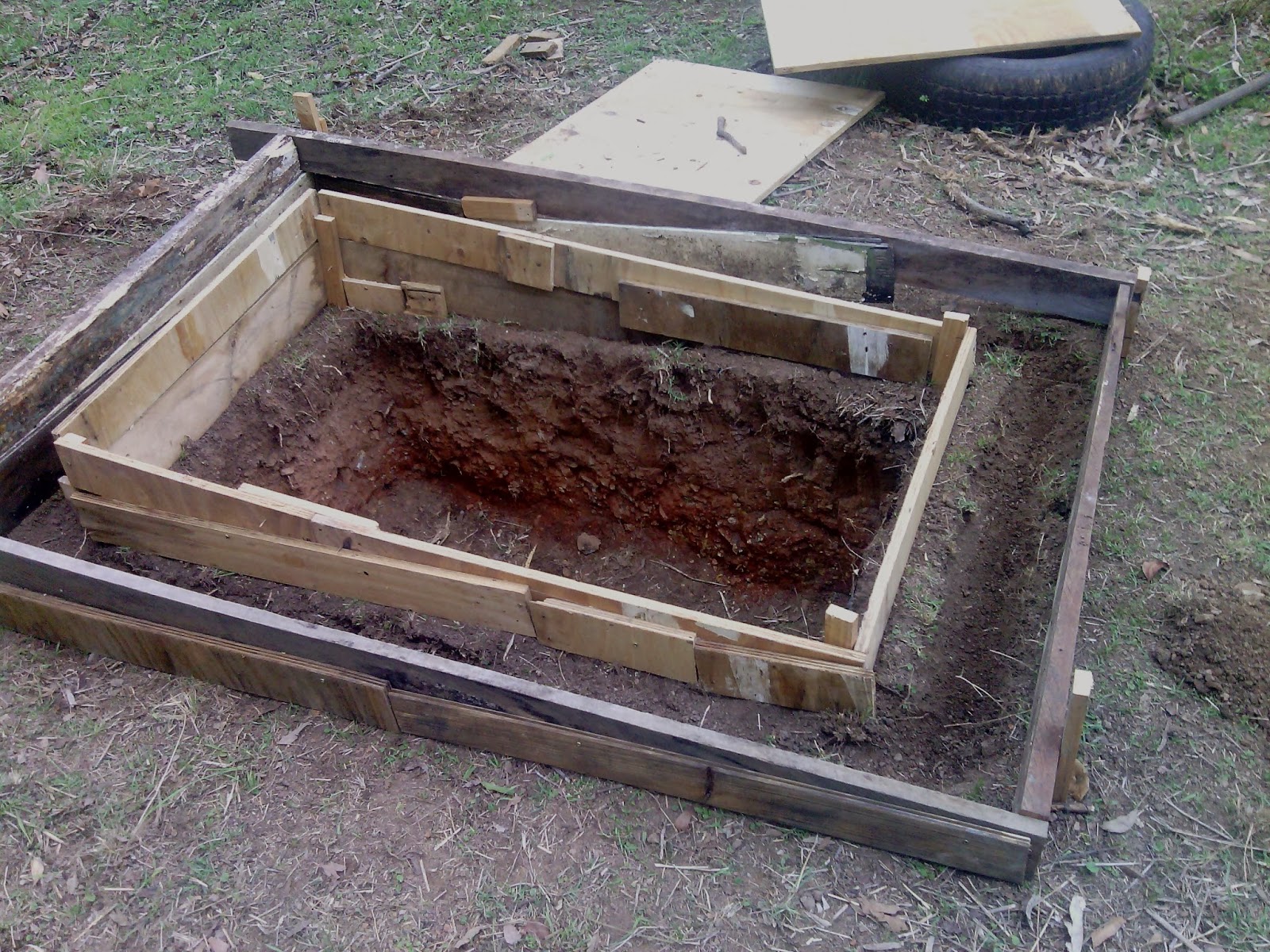 Chronicles of a humpy dweller: toilet building