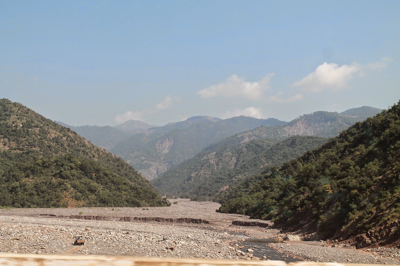 EXPLORING THE EXOTIC JAMMU & KASHMIR REGION: A Sunday drive off to ...