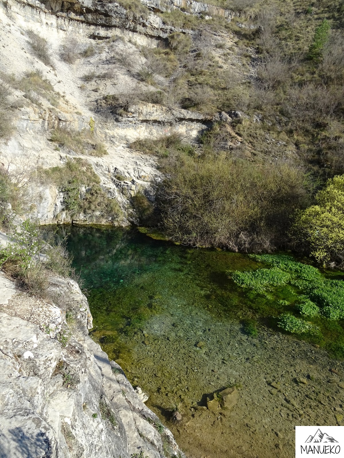 PARAJES NATURALES DE BURGOS: EL POZO AZUL