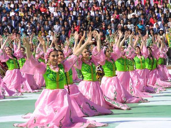 Navruz fest. Traditional green (Ko'k) Samsa
