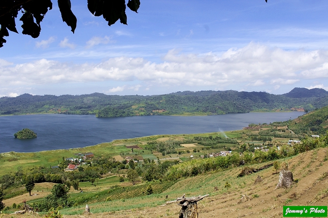 Pesona Alam dan Satwa Liar: Danau Moat