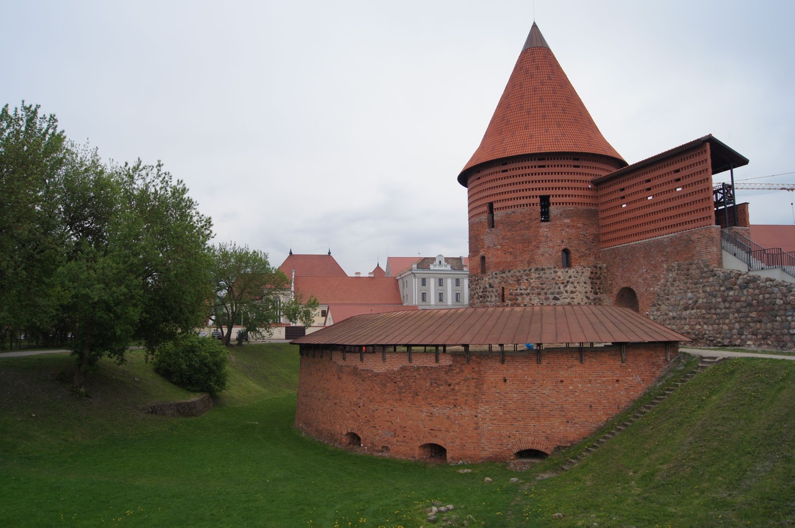 Judy and Dani's Silkroad adventure: No 3 Vilnius - Kaunas - Riga