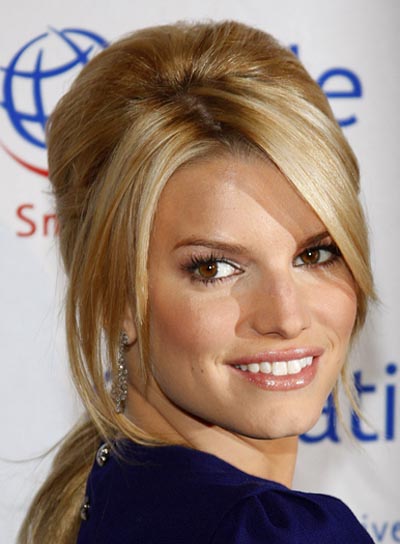 Latest Haircut Of Jessica Simpson Hairstyle - Celebrity Hairstyle