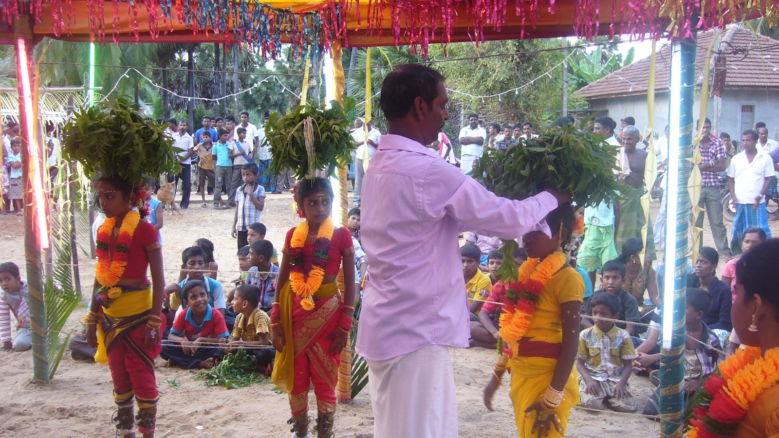 Third Eye: ART OF PERFORMING KARAHAM: A COMMUNITY CELEBRATION