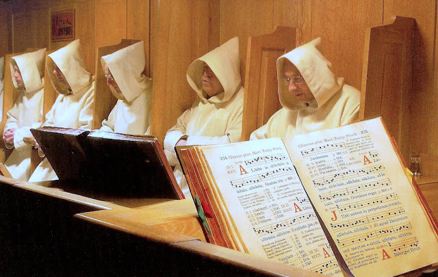 Praying the Divine Office at Home in the Domestic Church ~ Liturgical ...