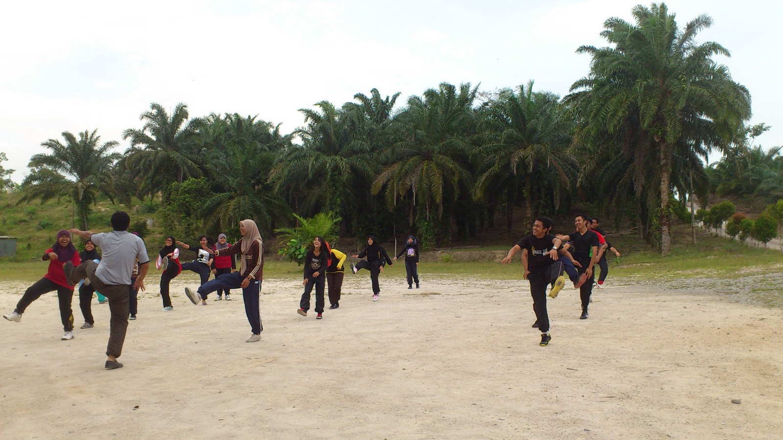 kelab badminton: KEM KEPIMPINAN DI KEM KAIZEN,GUNUNG PULAI.PONTIAN..^_^K