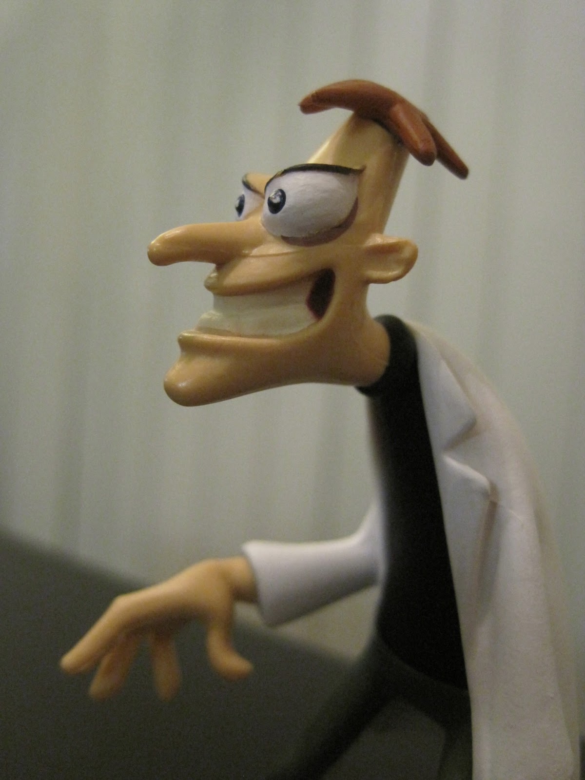 Toy Remix: Disney Store: Phineas and Ferb Figurine Playset