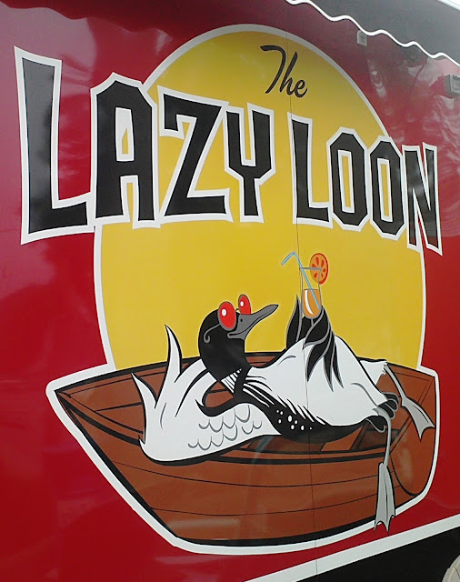 2MESSY: Restaurant Review ~ The Lazy Loon