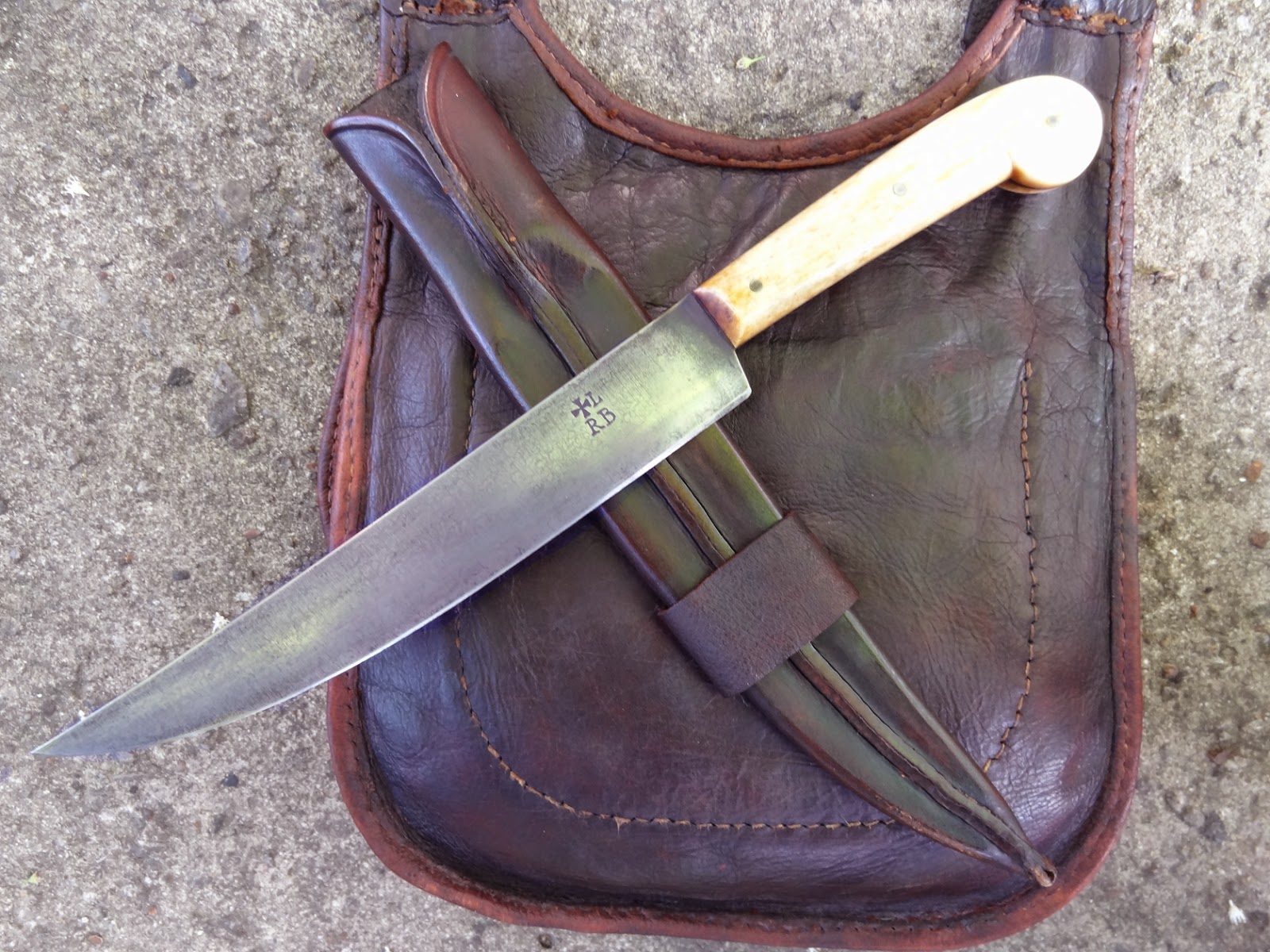 Contemporary Makers: Hunting Pouch by Jerry Rice with Scott Sibley ...