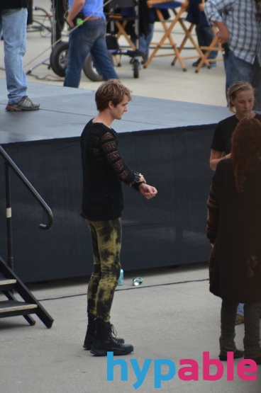 PHOTOS: Filming of District 6 Reaping Scene on 'Catching Fire' set ...