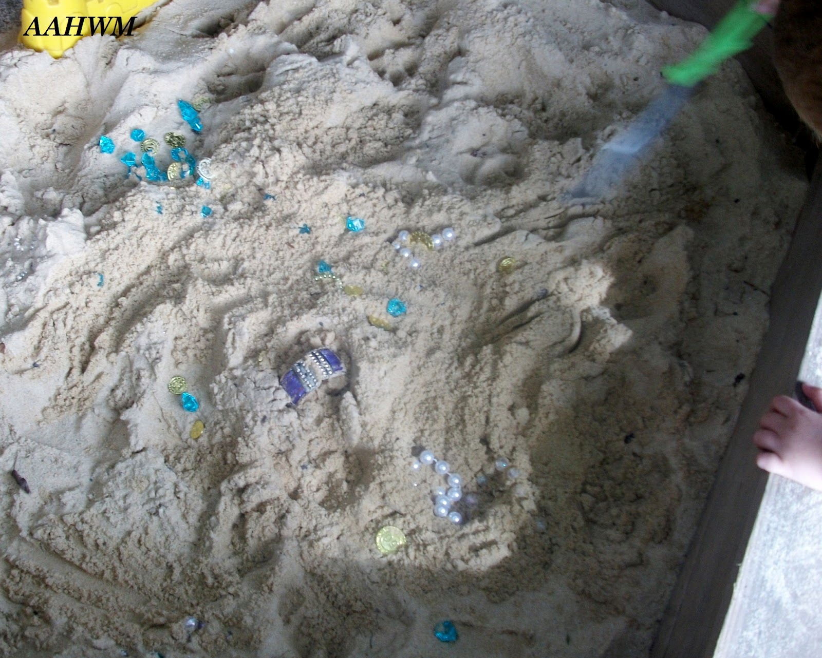 Adventures at home with Mum: Awesome Water Wall - Tree House