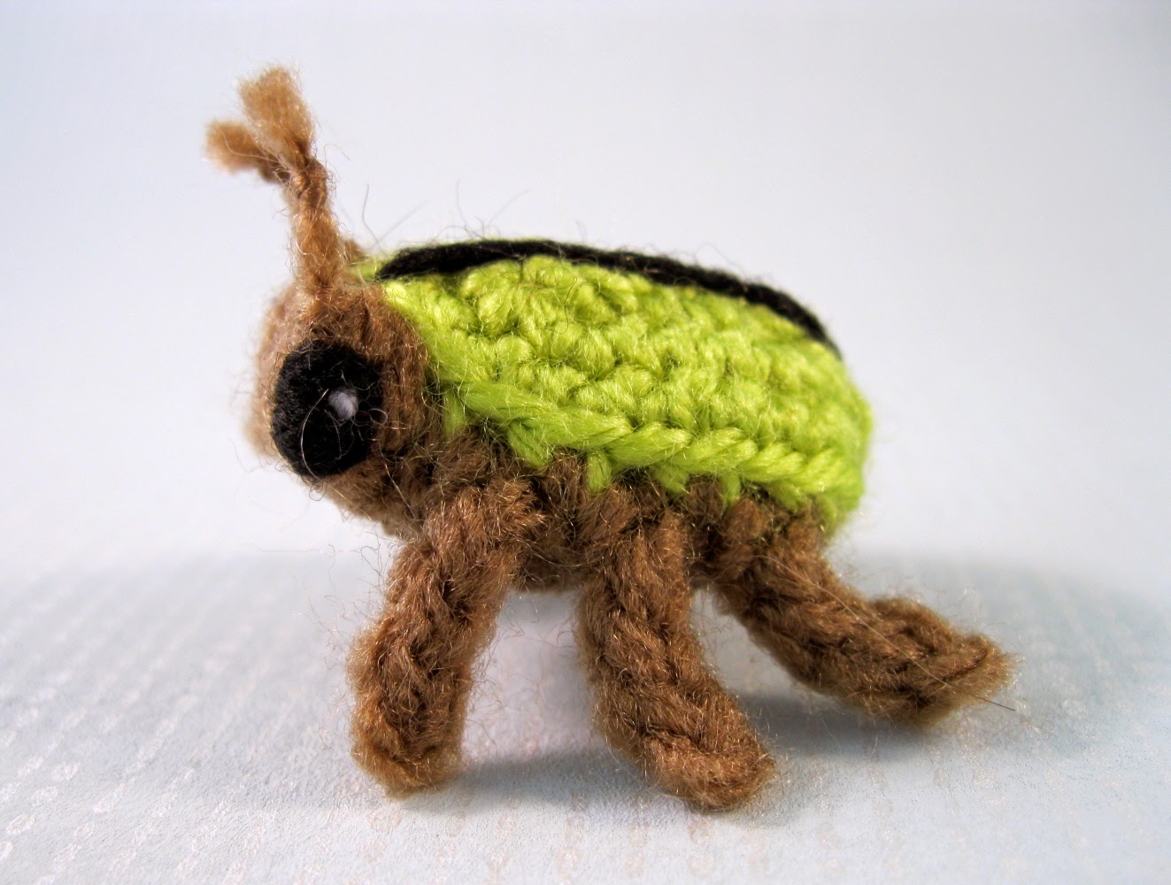 LucyRavenscar - Crochet Creatures: Mini Pets - Snails, Bugs and Frogs ...