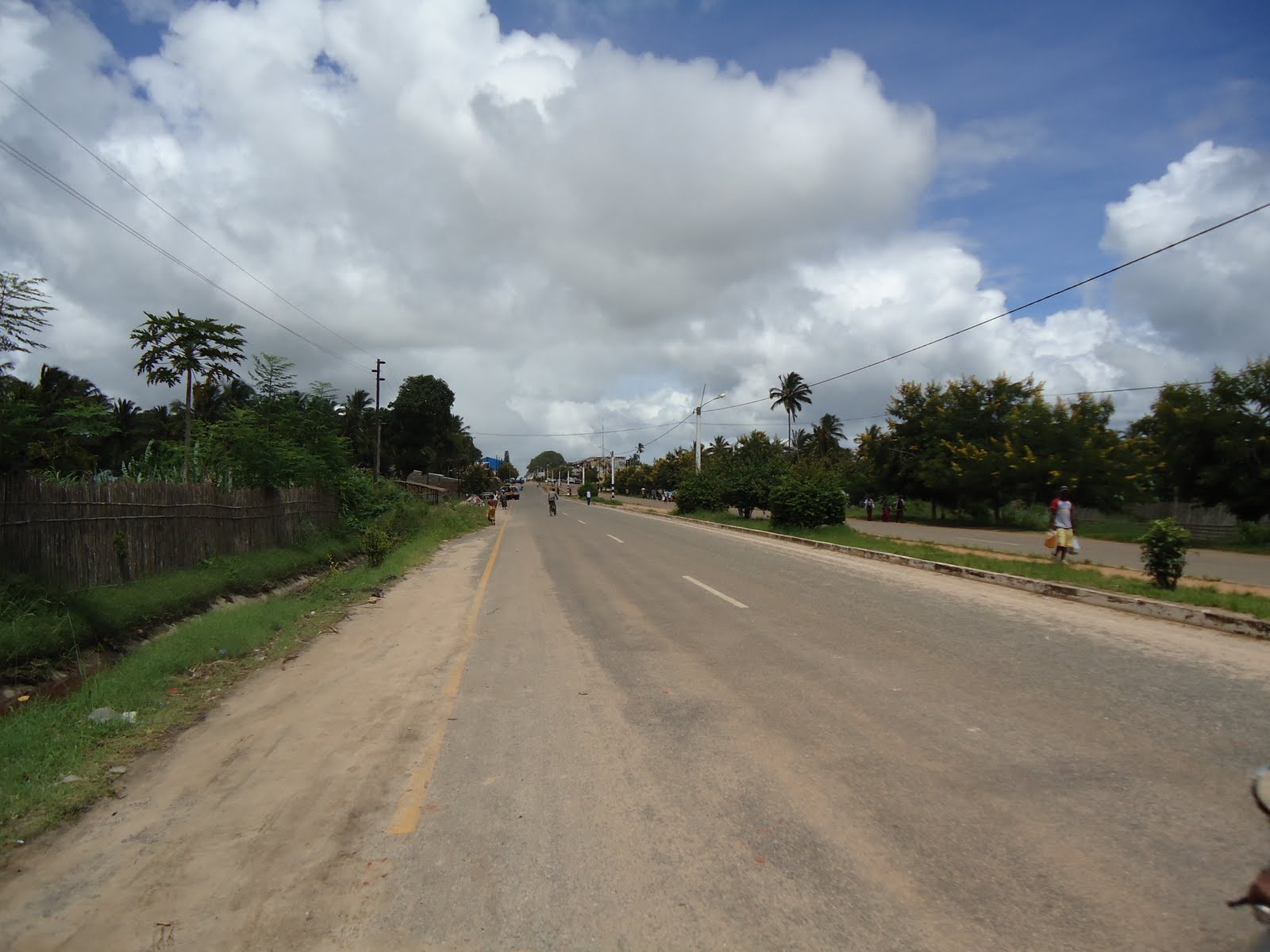 Montepuez: Entrada pela Avenida