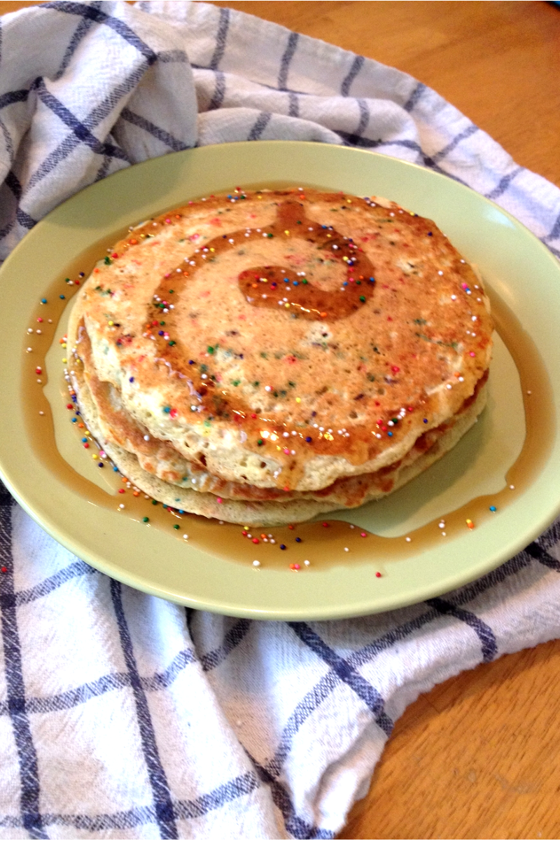 Mermaid With Muscle : Confetti Cake Protein Pancakes