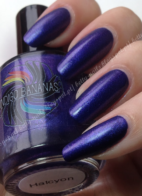 Betty Nails: *I* Indigo Bananas [Indie Guide Project]