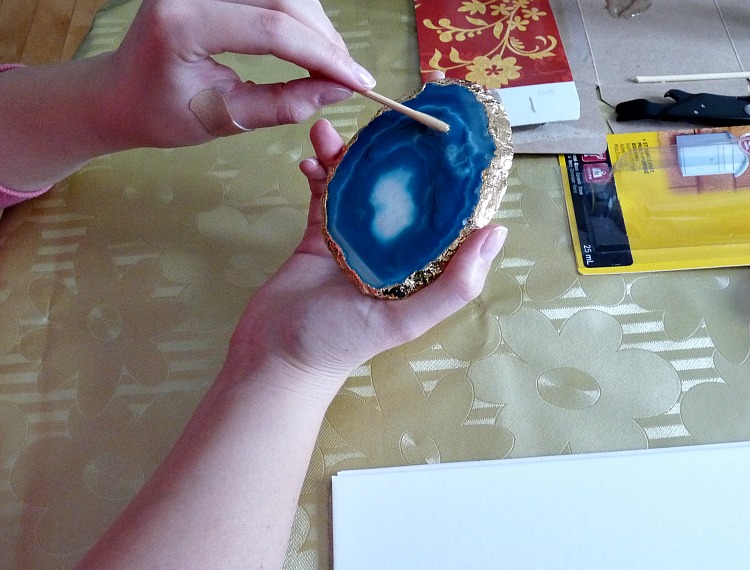 DIY Agate Art - Framed Agate Slices | Dans le Lakehouse
