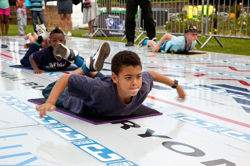 Fresh eyes on London: Resistance Sliding