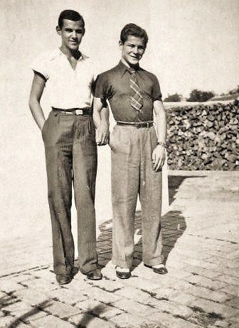 18 Interesting Vintage Photos That Show Men's Street Fashions in the ...