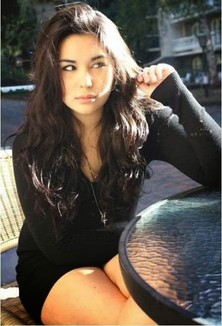 Gwen Zamora Filipina Italian Model Actress