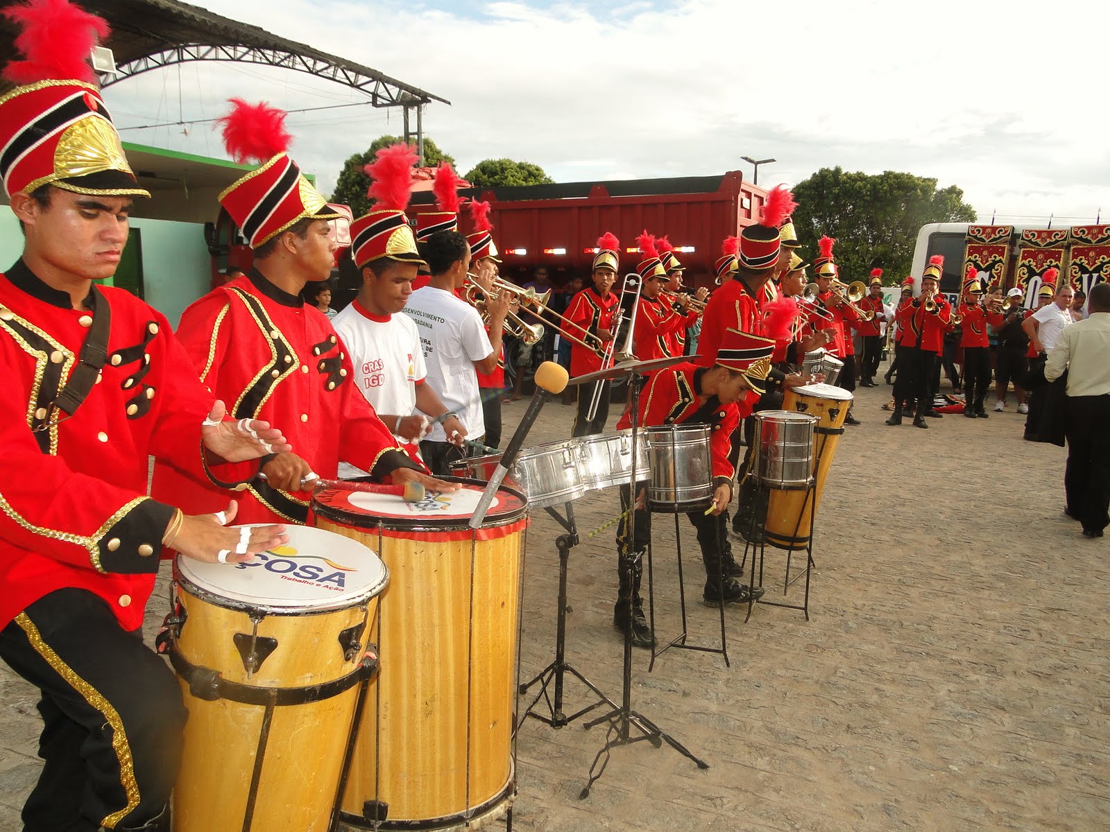 MUNDO DOWNLIRA: HISTÓRICO ATUALIZADO DA BANDA FANFARRA PEDRO CARNAÚBA
