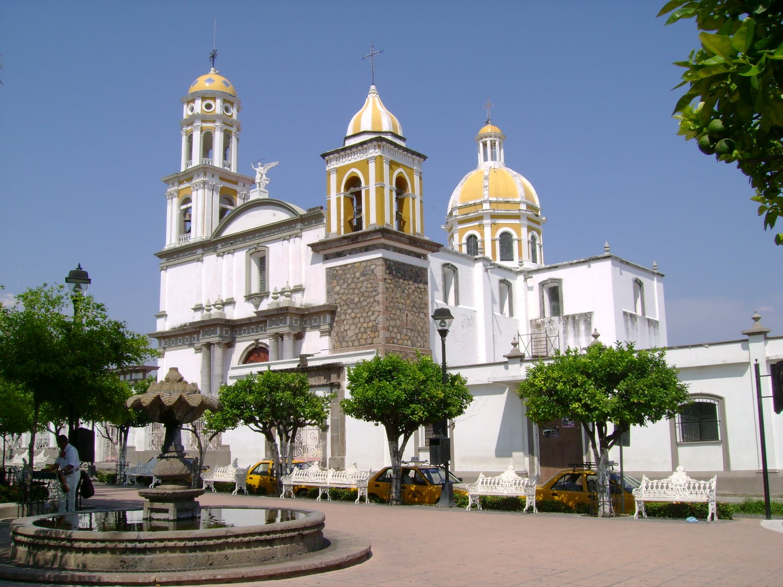 Viva Colima: Visita Colima y sus pueblos maágicos