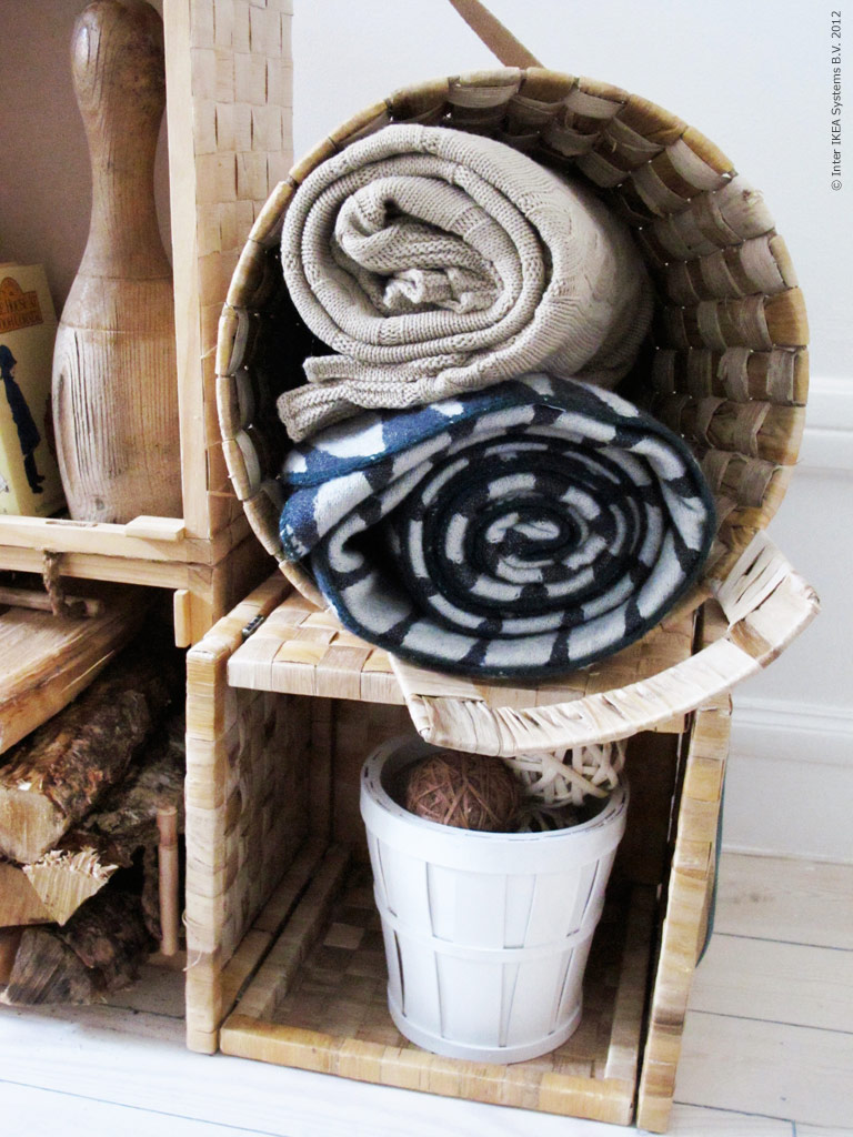 Interior Home and Design: Friday DIY- circular and square basket shelving