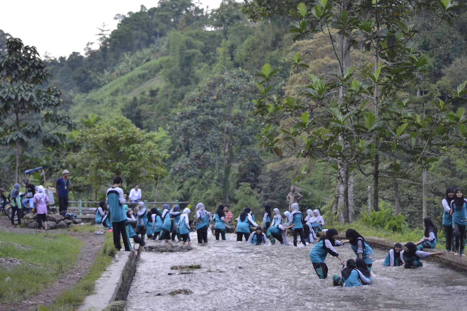 SBI CLASS : PACU JIWA ADRENALINE DI PPLH SELOLIMAN ~ INSPIRASI PERJALANAN