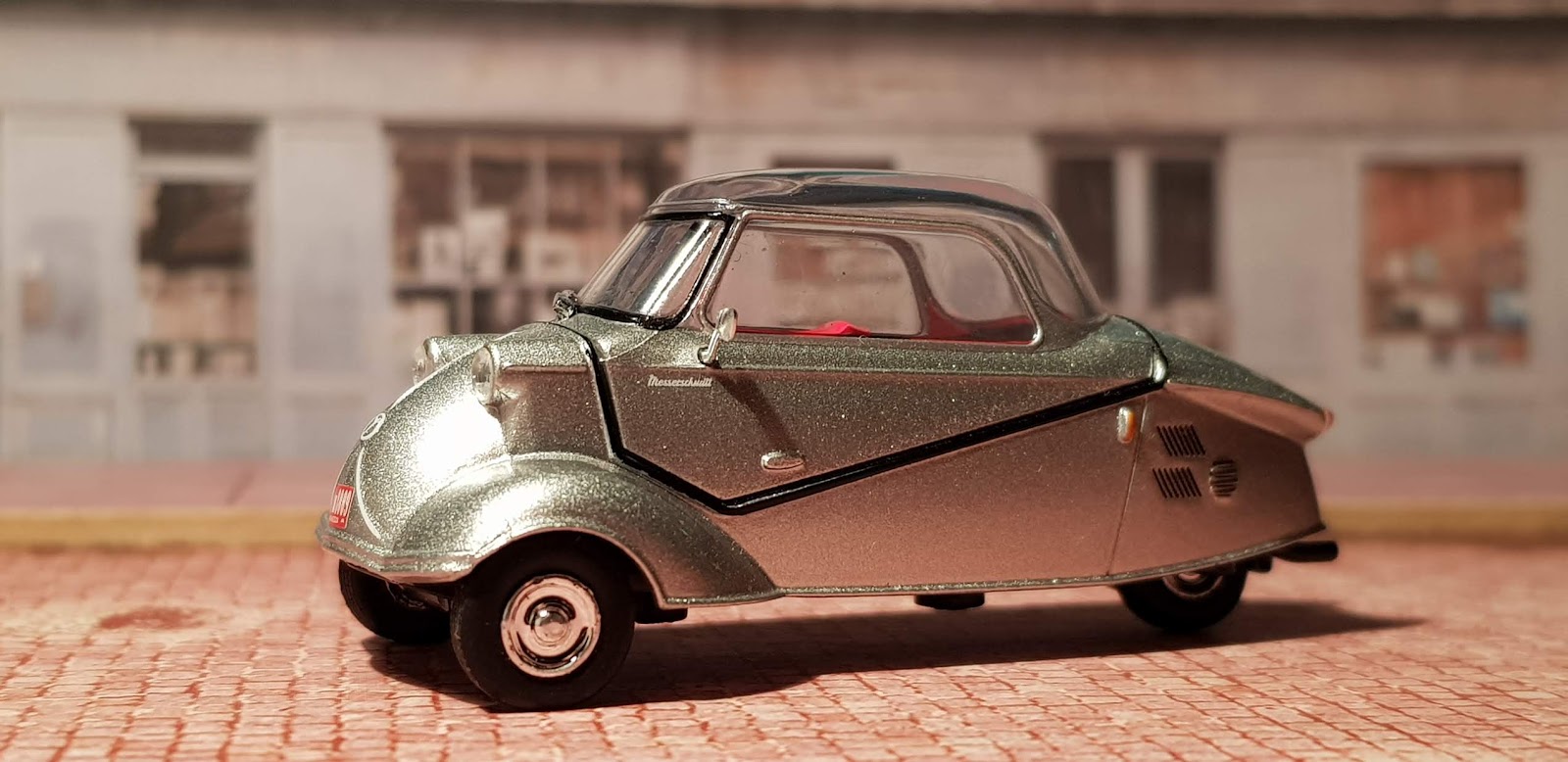 RetroAutosEnEscala: MESSERSCHMITT KR 200 (1957)