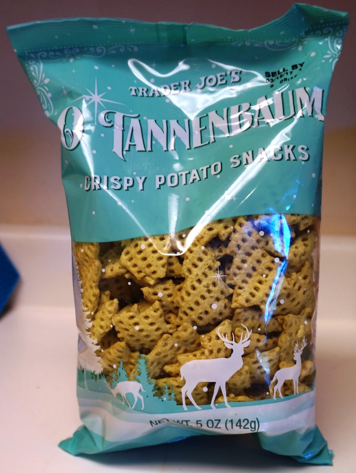 Exploring Trader Joe's: Trader Joe's O Tannenbaum Crispy Potato Snacks