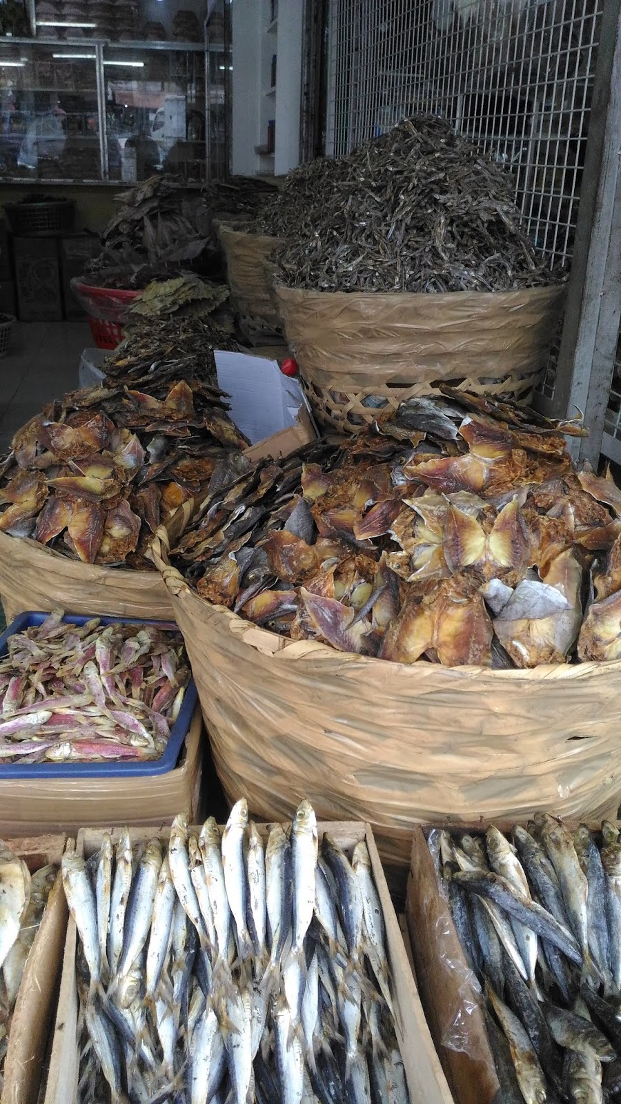 The Philippine Local : CEBU BEST EATS SERIES - Buwad