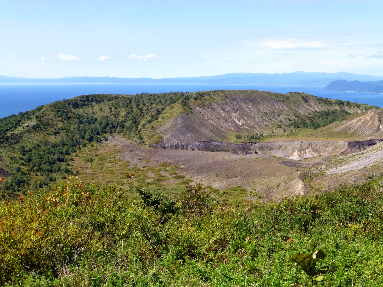 Chaos and Kanji: Climbing an Active Volcano: Mt Usu and Showa Shinzan ...