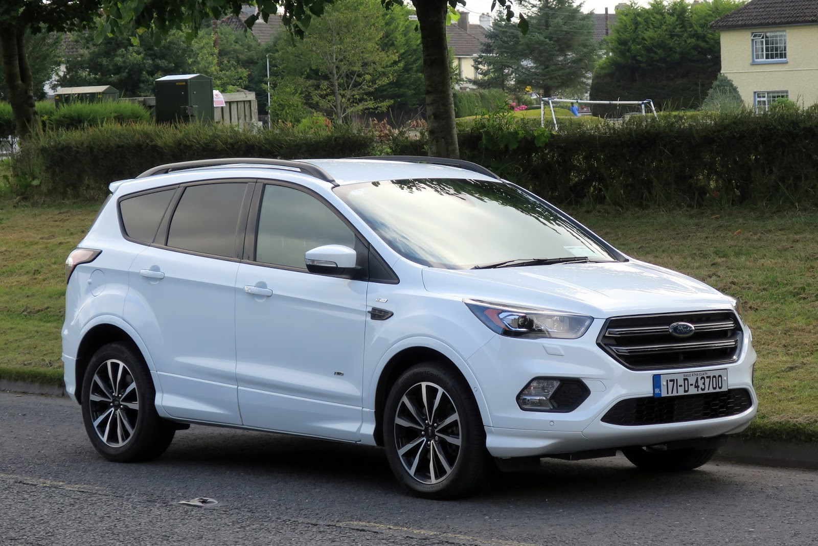 Irish Car+Travel Magazine: Review: Ford Kuga