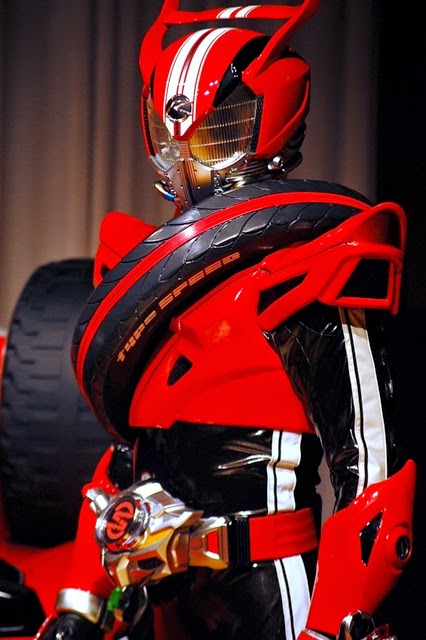 Kamen Rider Drive Press Conference Pics Featuring Drive's Suit And ...