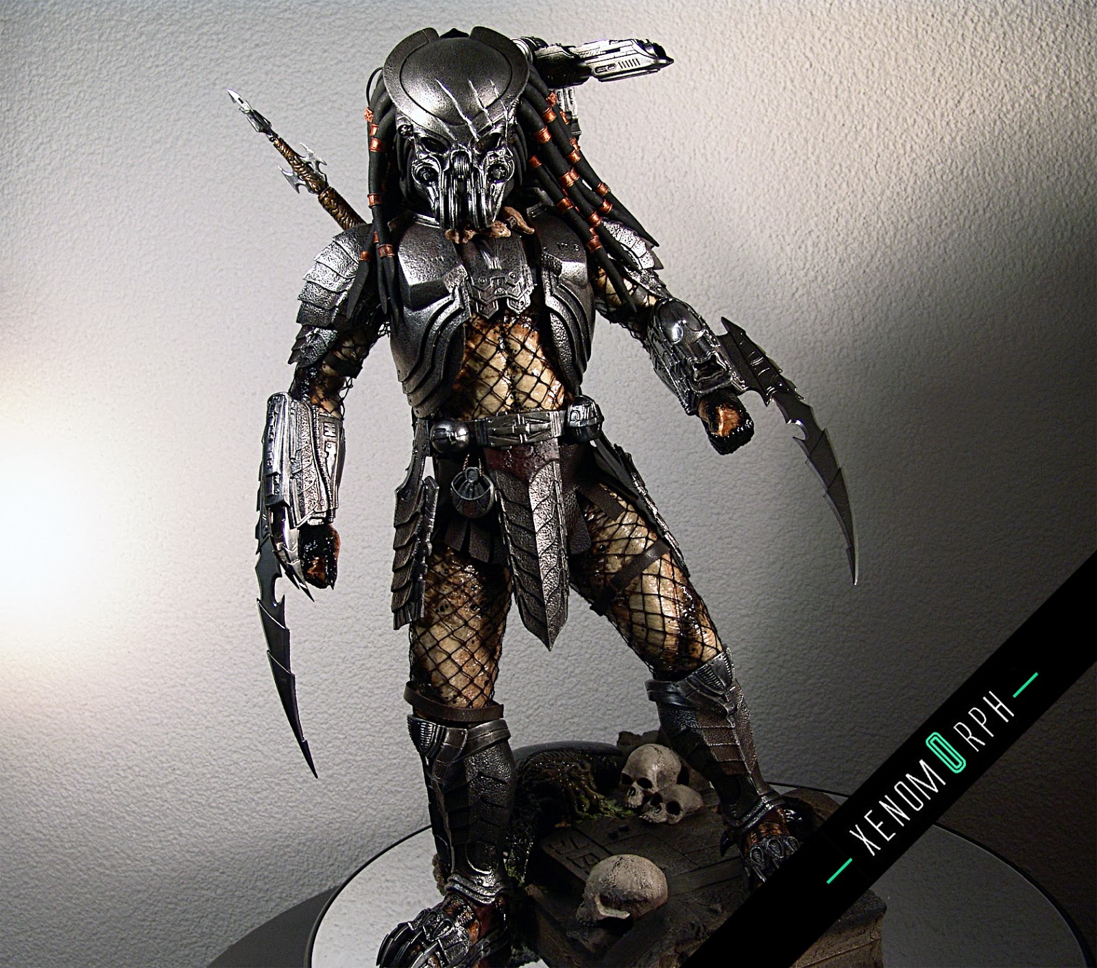 Hot Toys AvP - Celtic Predator 2.0 MMS221 1/6 - photo gallery