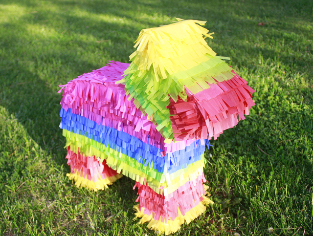 Calico skies: 52 Week Challenge: #13 DIY Piñata