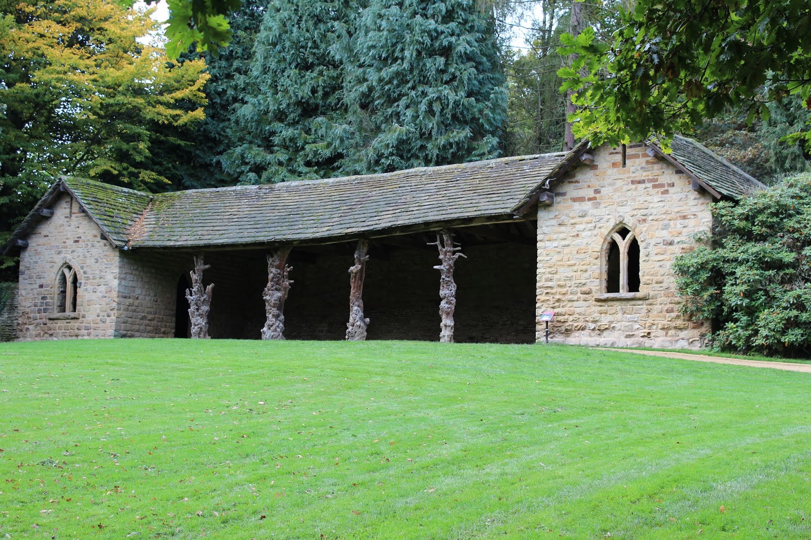 Peter Hulbert : Autumn At Canon Hall